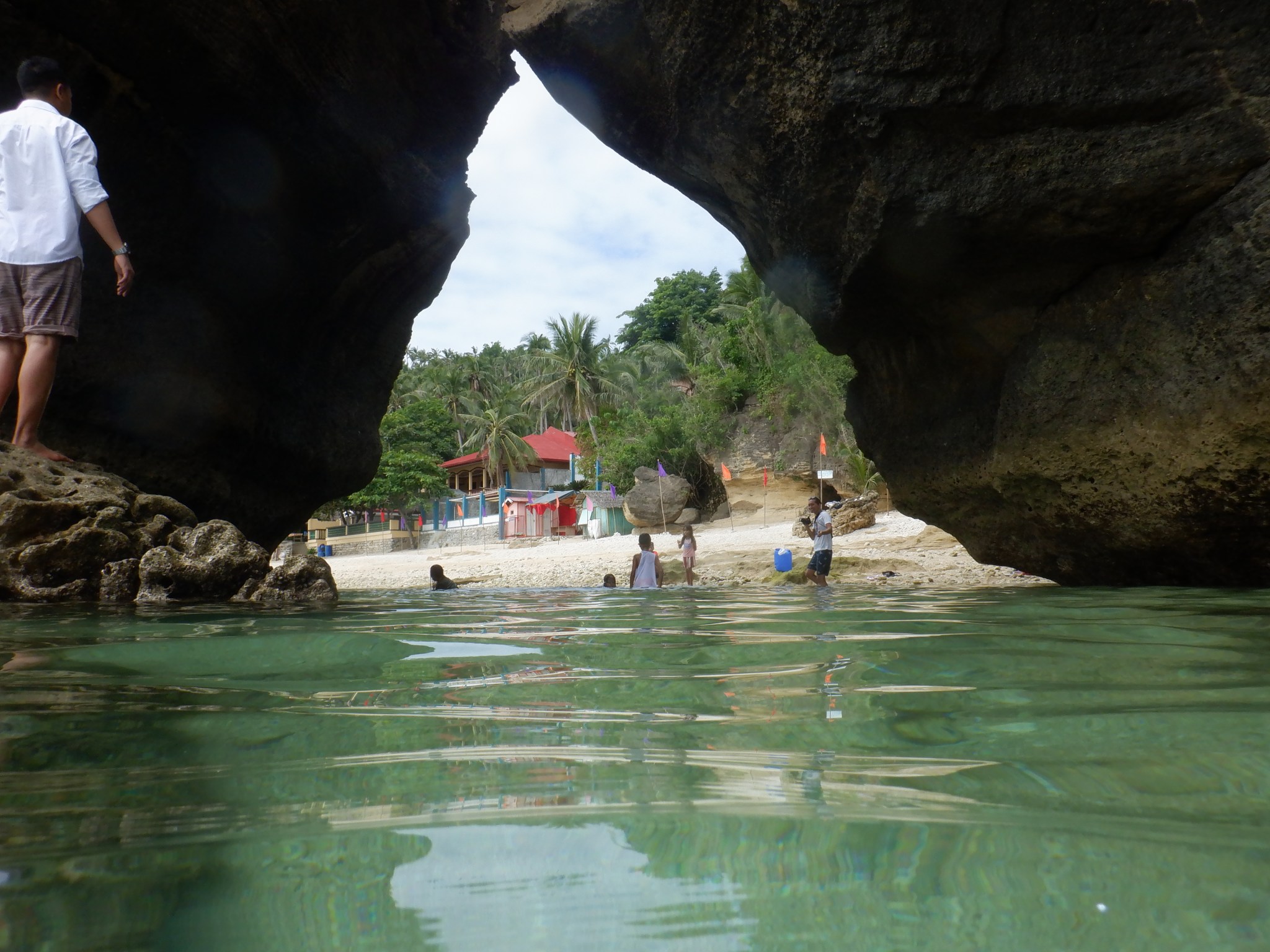 Mongpong Island – An Island Paradise Every Budget Traveler and ...