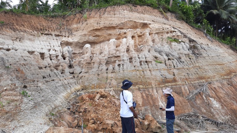 Volcanology Fieldwork in Bicol – Revisiting Eruptive Deposits of Mayon ...