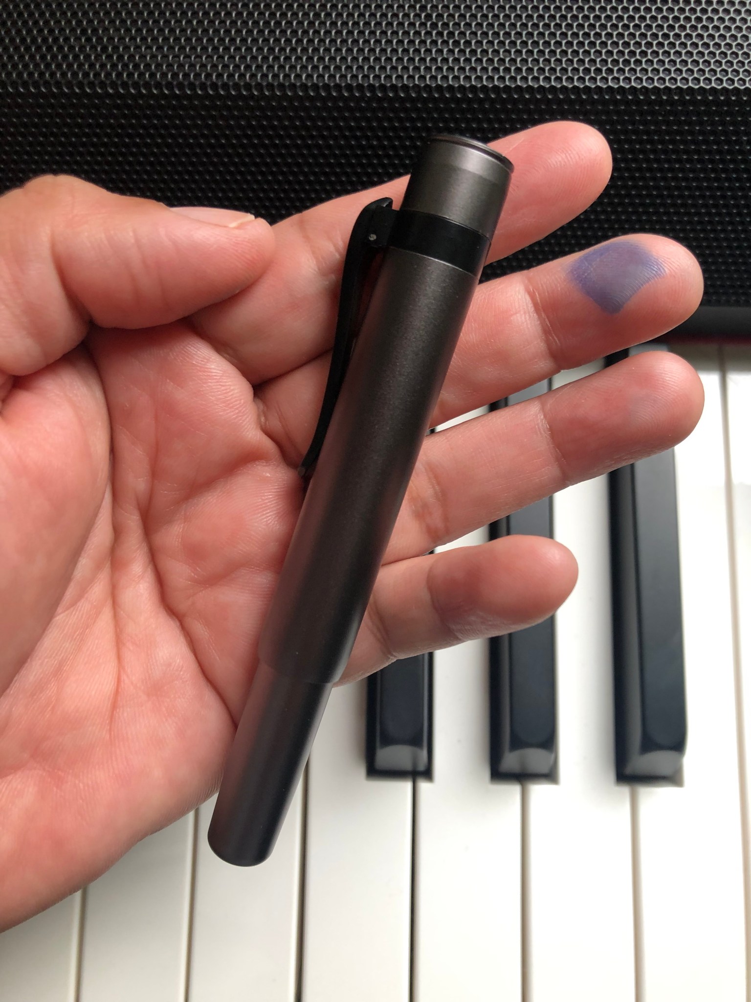 Discover the Hongdian M2: A Pocket Pen Review – The Fabulous Scientist
